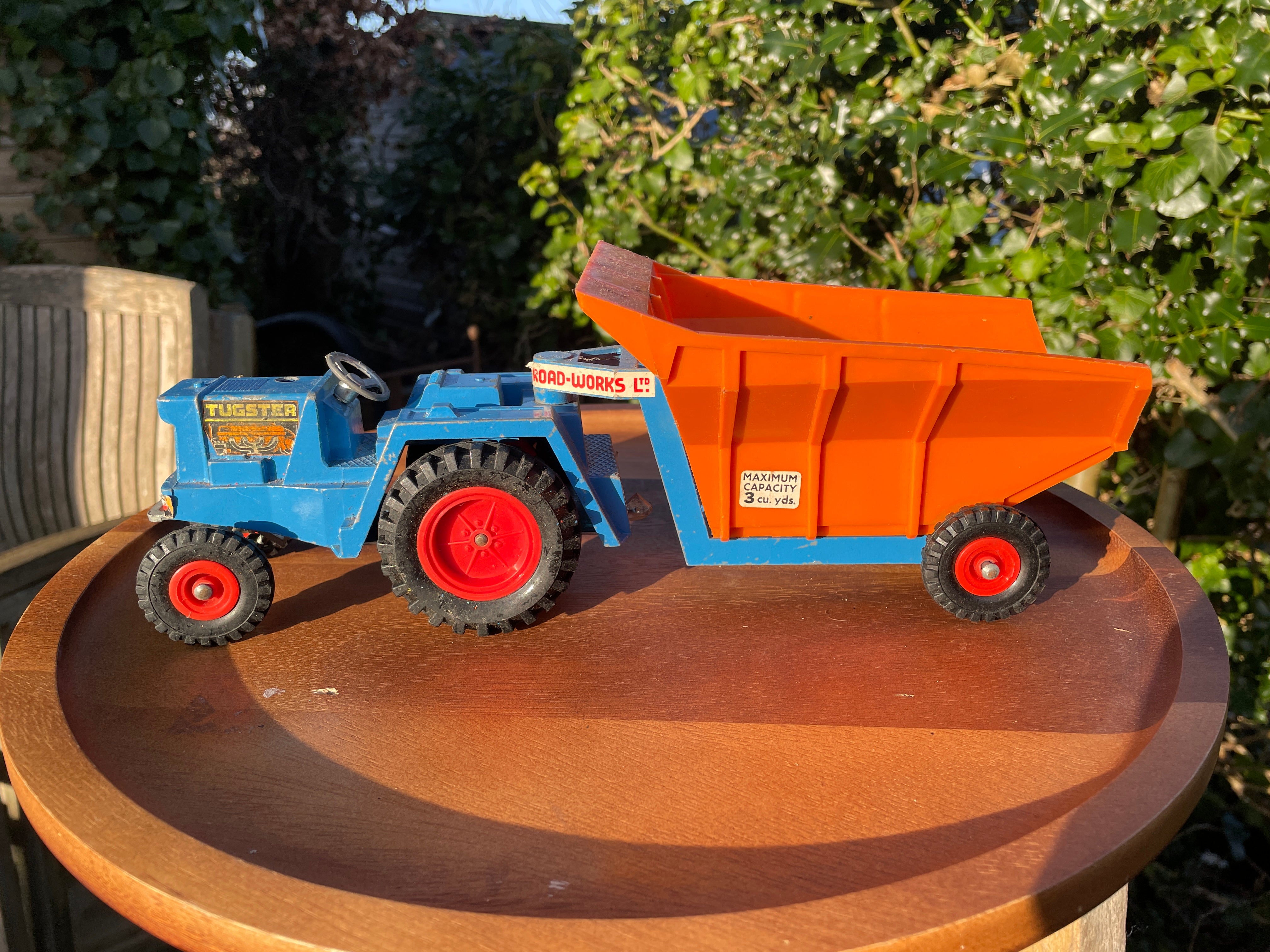 Triang, Vintage Triang Toys England 11" Tugster type 37A Tractor Tippe ...